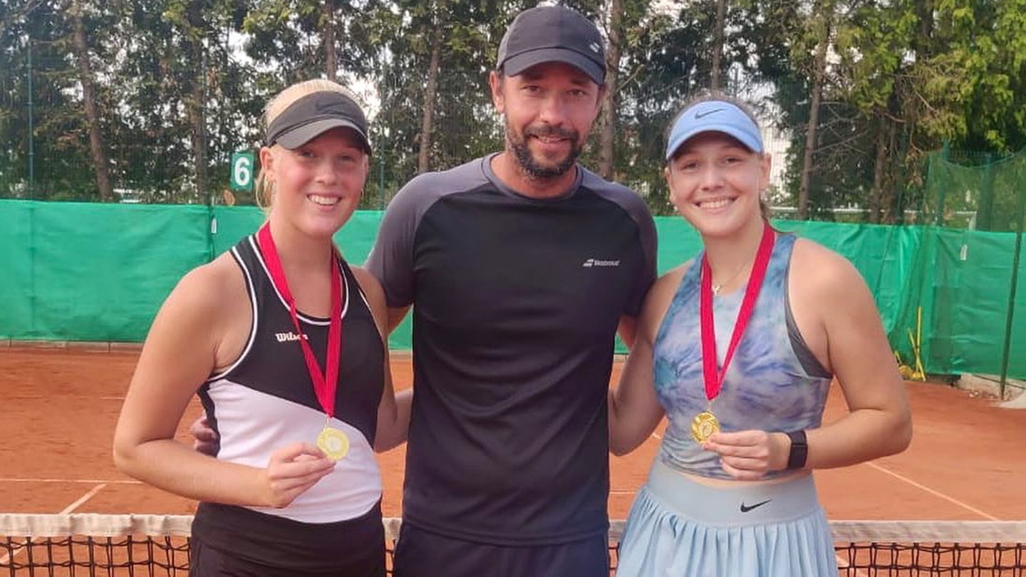 nensel tennis academy – Ellie Daniels